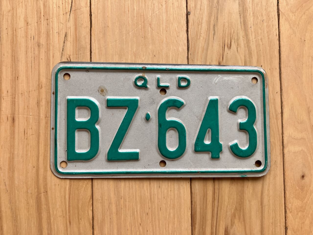 Queensland Australia Motorcycle License Plate – RusticPlates