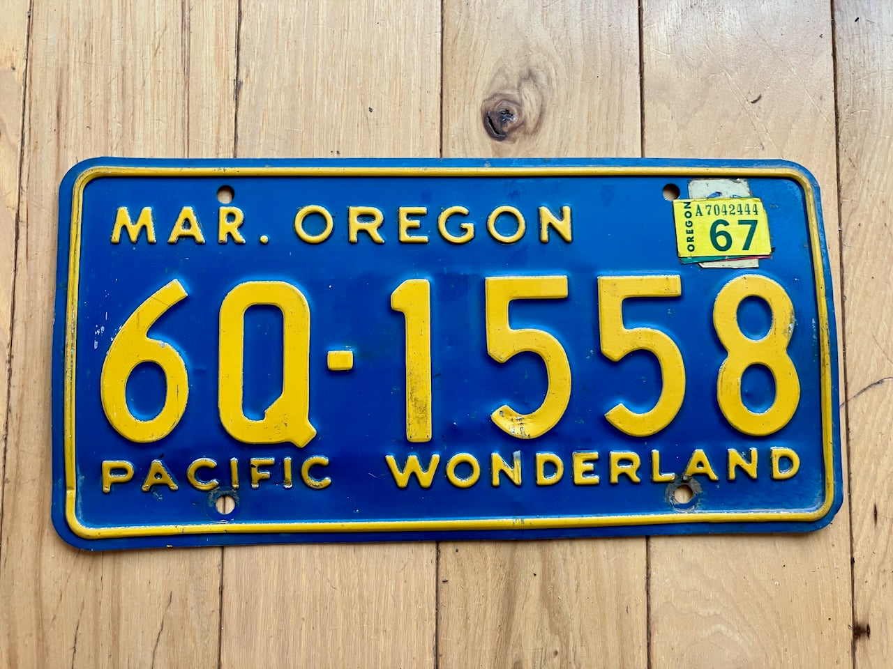 Oregon License Plates Bee A Supporter Of Oregon Pollinators With New