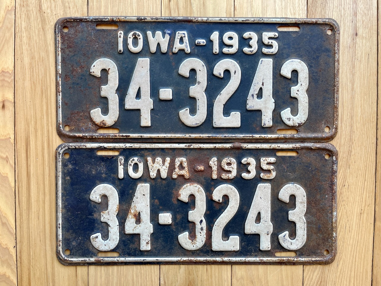 1935 Pair of Iowa License Plates – RusticPlates